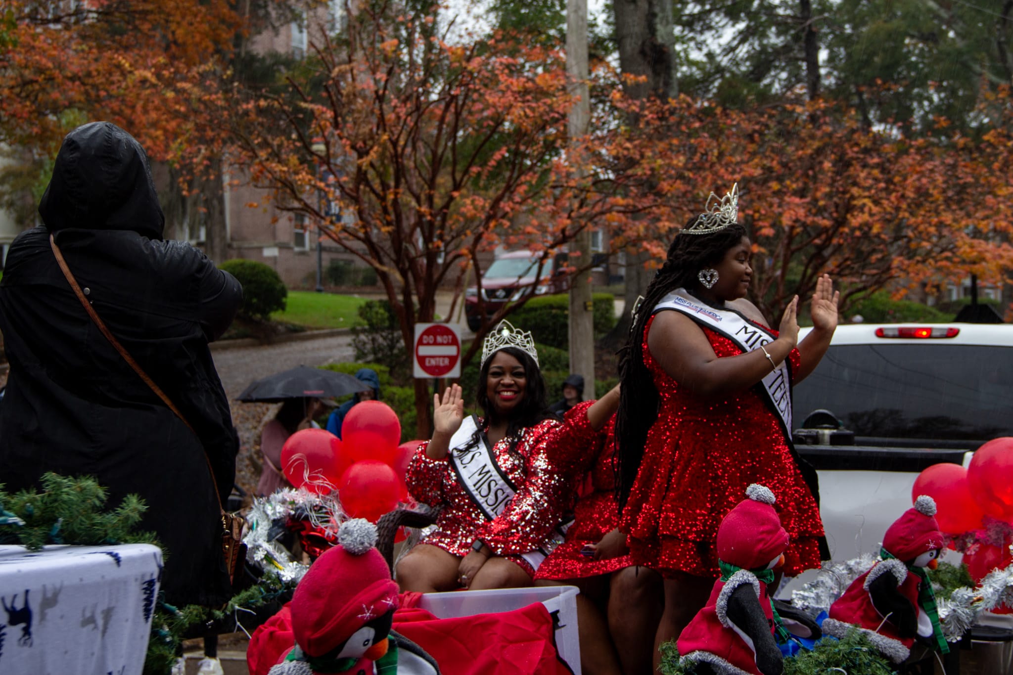 Clinton Chamber Christmas Parade - Clinton Chamber