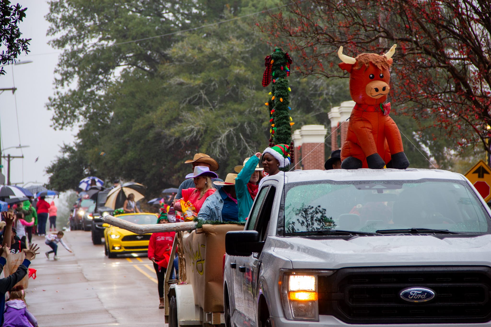 Clinton Chamber Christmas Parade - Clinton Chamber